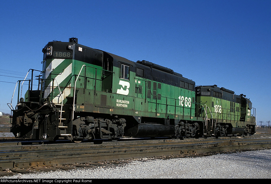 BN 1868, 1858, EMD GP9, ex NP Geeps at BN's Eola Yard